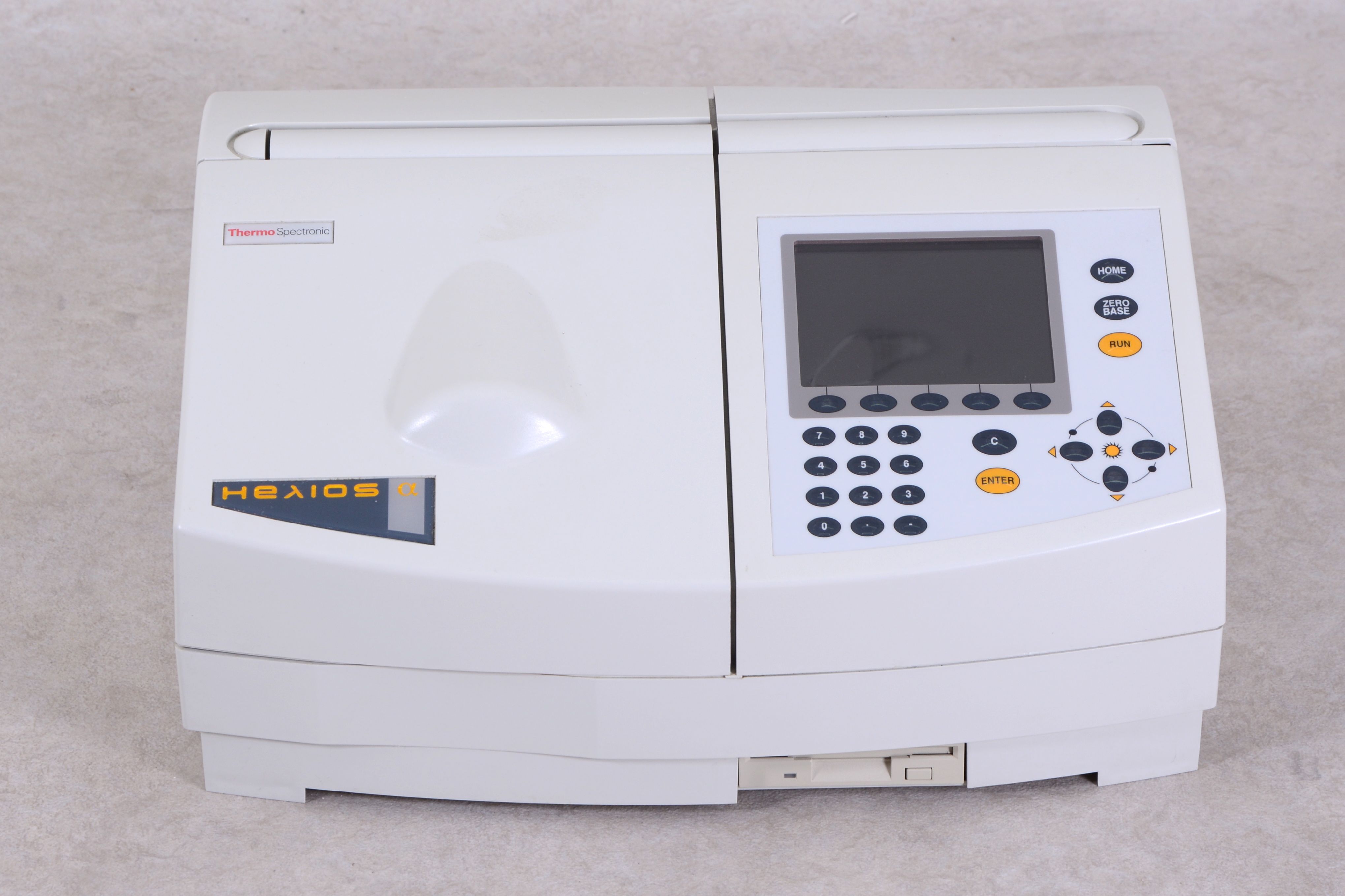 Thermo Scientific Helios α Spectrofotometer - Gemini BV