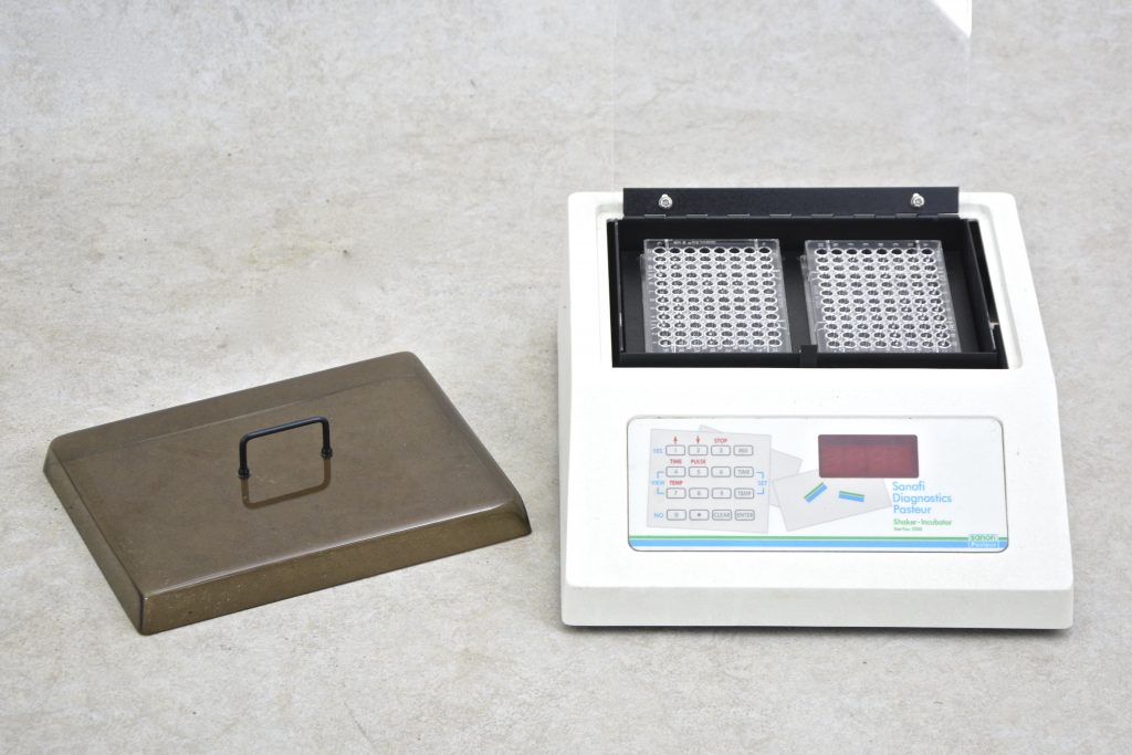 Sanofi Pasteur Stat Fax-2200 microtiterplaat - Gemini BV