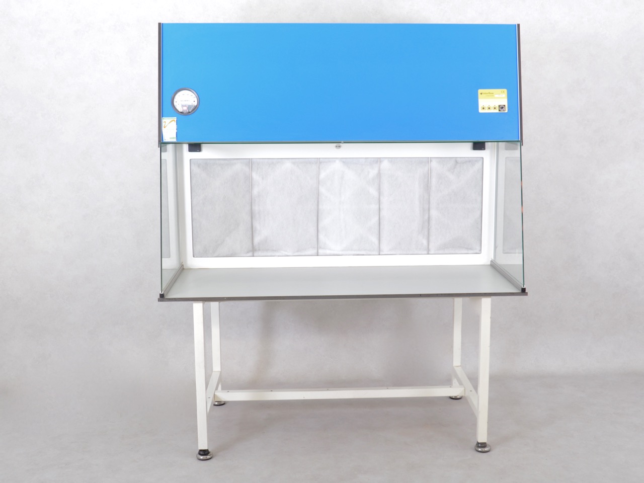 Interflow IF/PAK 60/150 poederafzuigkast - Gemini BV