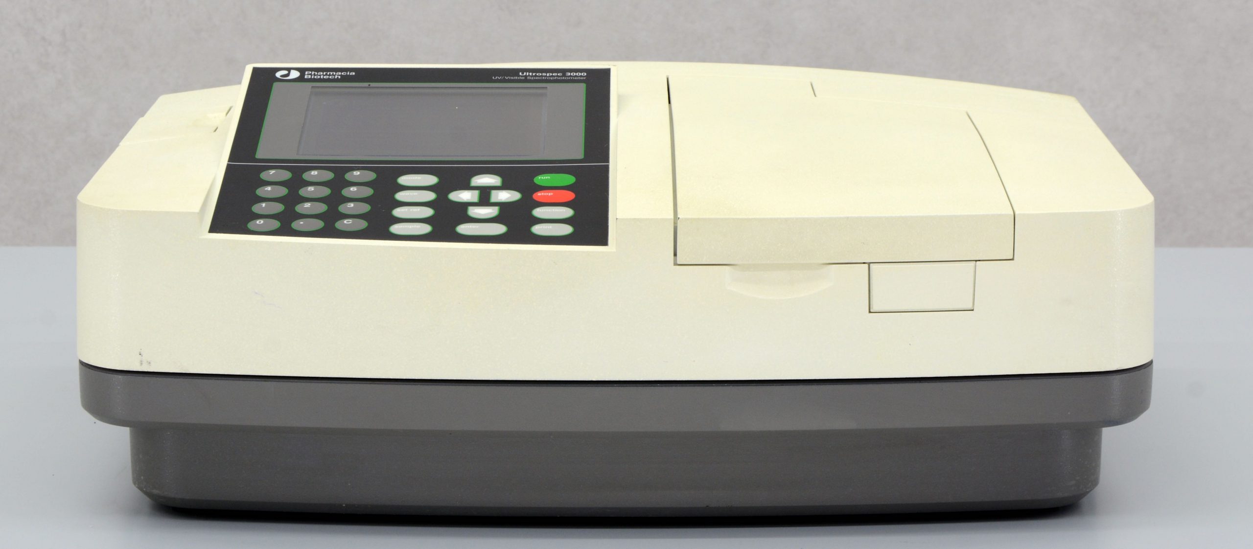 Pharmacia Ultrospec 3000 UV/visble spectrofotometer - Gemini BV