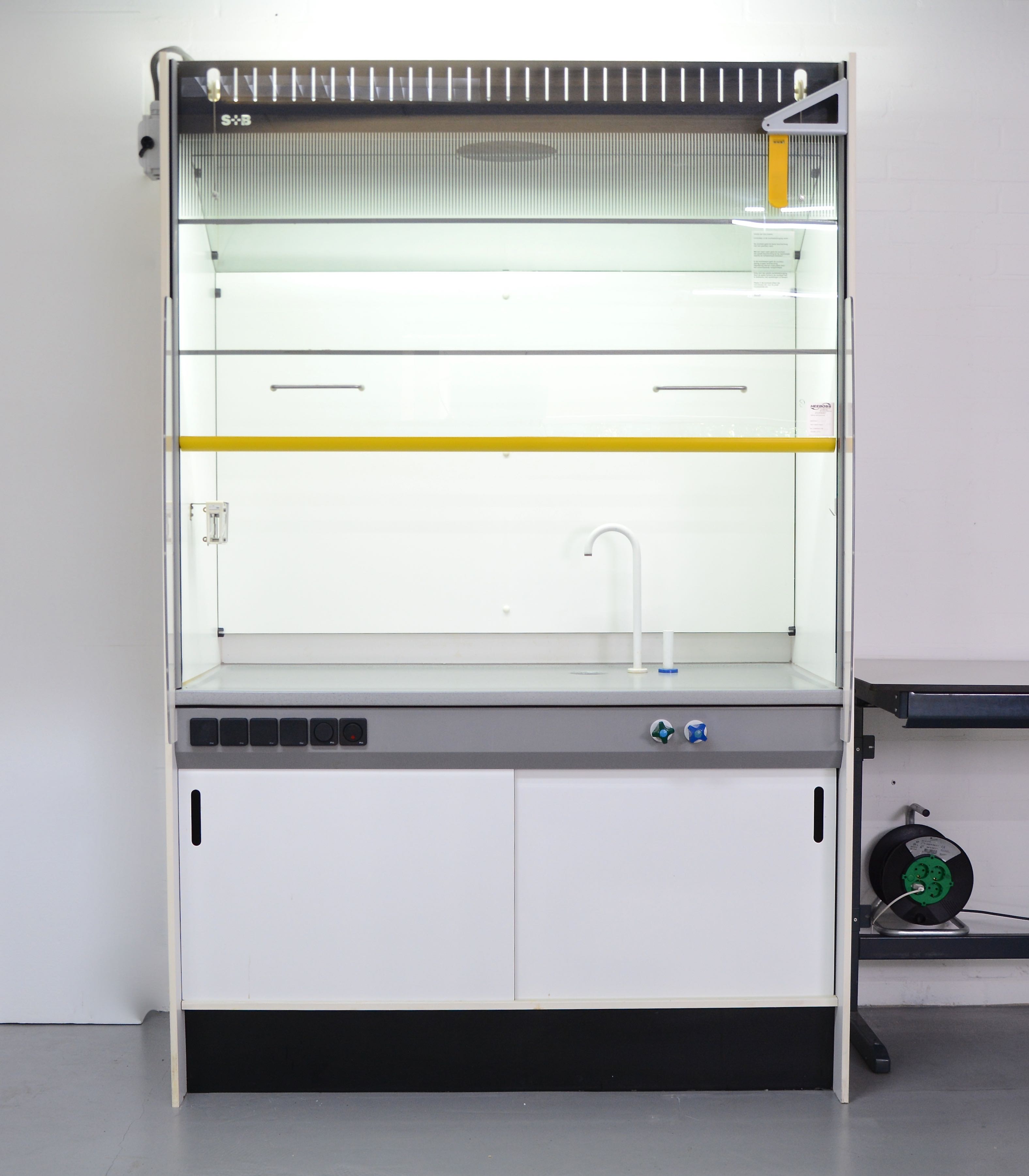 S+B zuurkast - Gemini BV