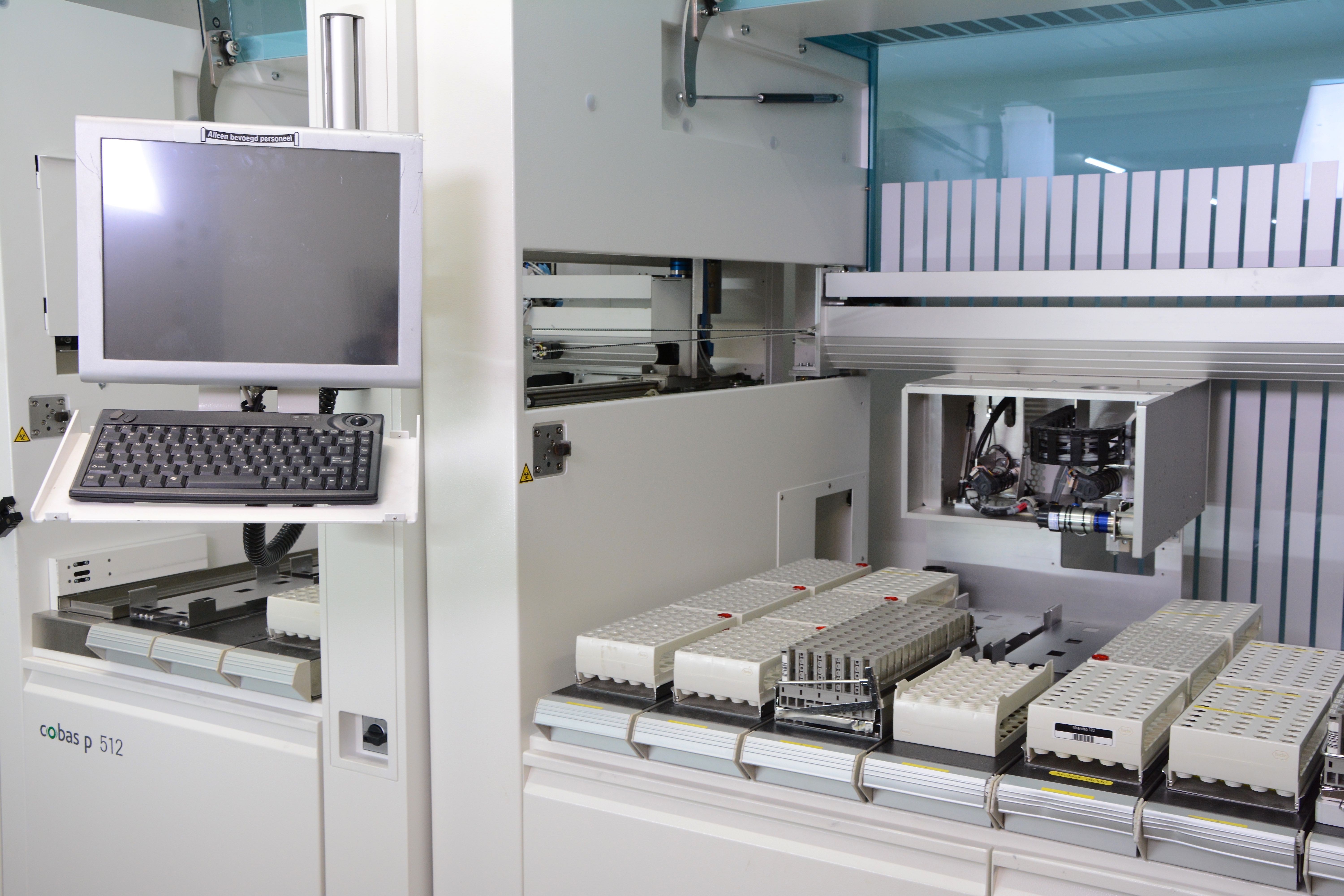 Cobas p471 Centrifuge & p512 Pre-analytisch systeem - Gemini BV
