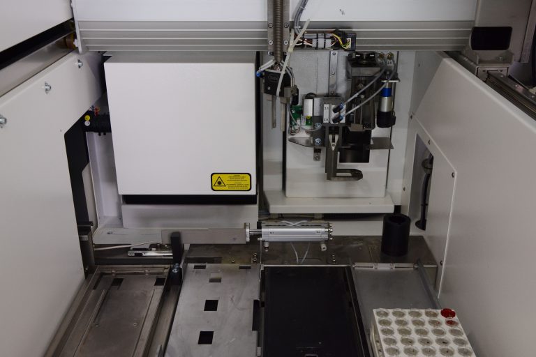 Cobas p471 Centrifuge & p512 Pre-analytisch systeem - Gemini BV