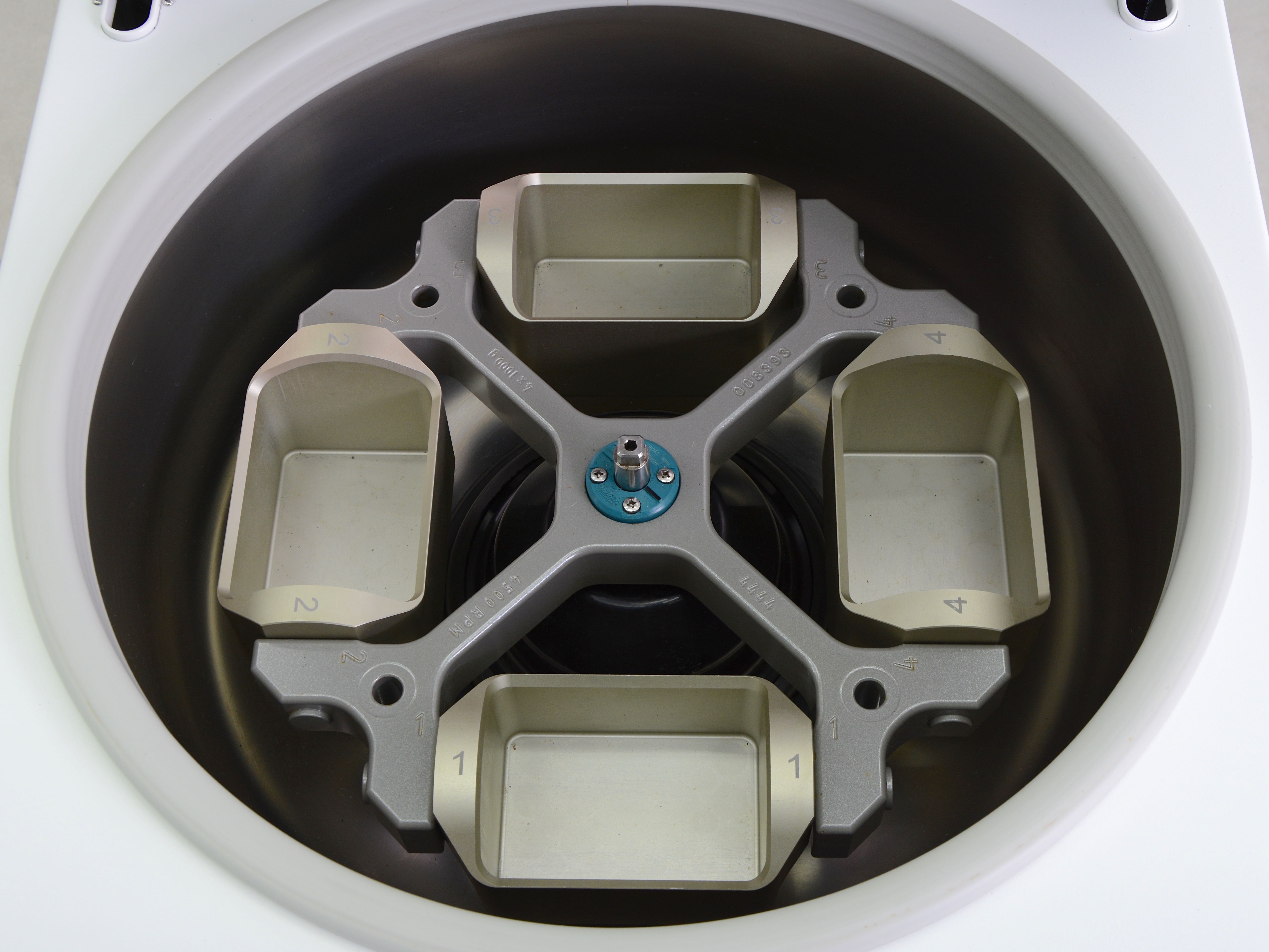 Cobas p471 Centrifuge & p512 Pre-analytisch systeem - Gemini BV