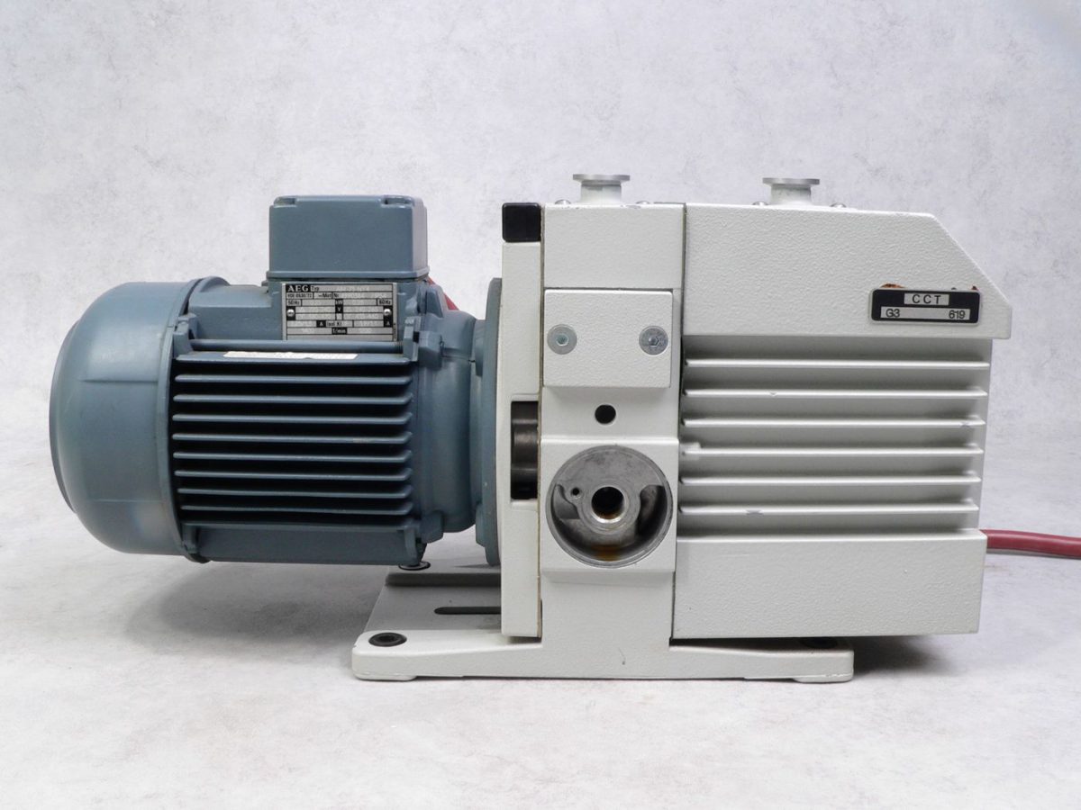 Leybold-Heraeus TRIVAC D4B vacuumpomp - Gemini BV