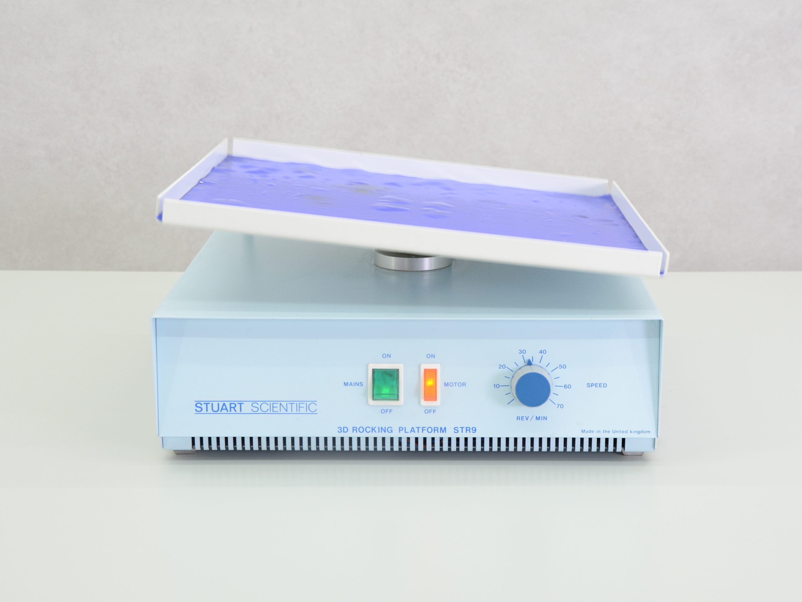 Stuart STR9 3D rocking platform - Gemini BV