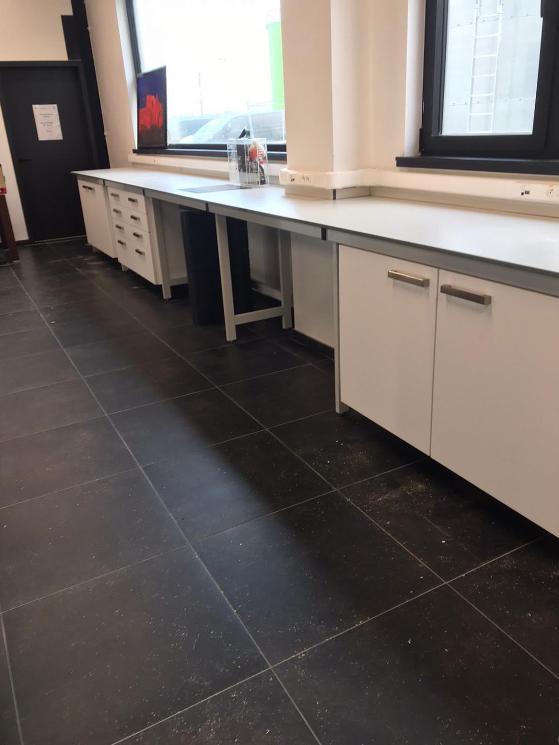 Diverse merken laboratorium tafels - Gemini BV