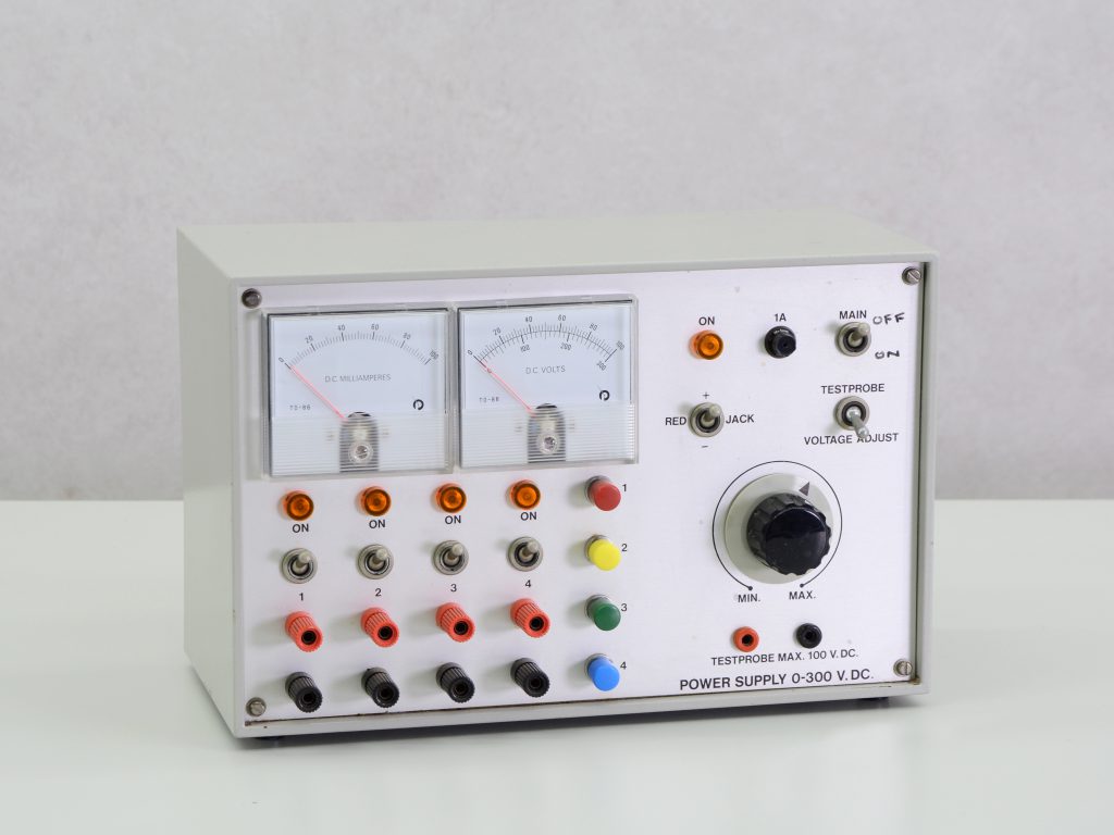 Stroombron E42/I - Gemini BV