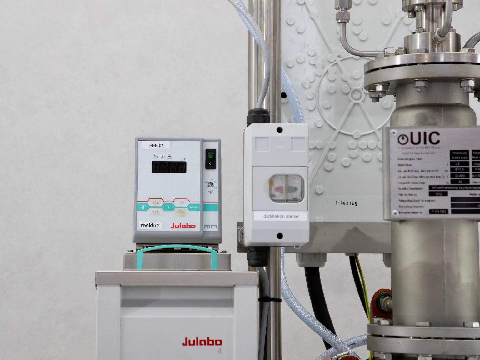 UIC KD6-EA100 Short path distillation plant met ontgasser - Gemini BV