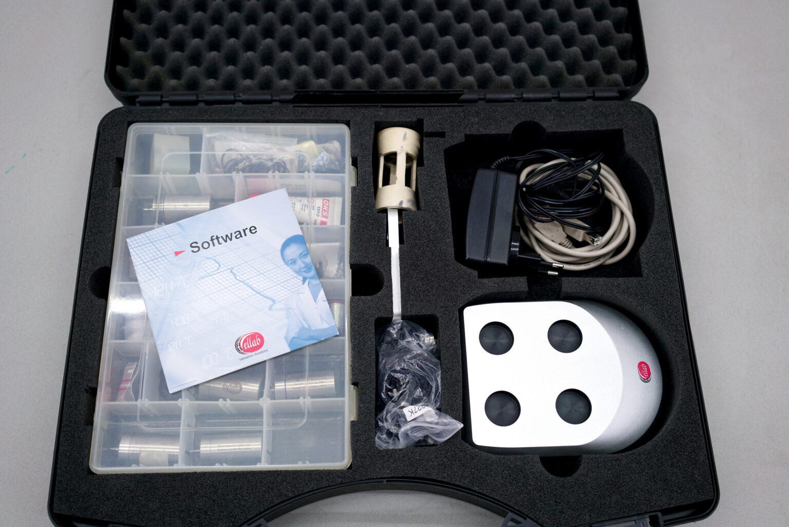 Ellab TrackSense Pro Reader Station met loggers - Gemini BV