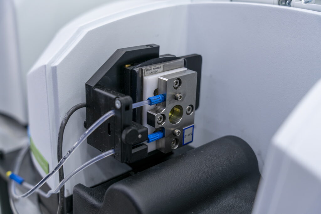 Perkin Elmer Fluid control module & Spectrum Two FT-IR Spectrofotometer ...